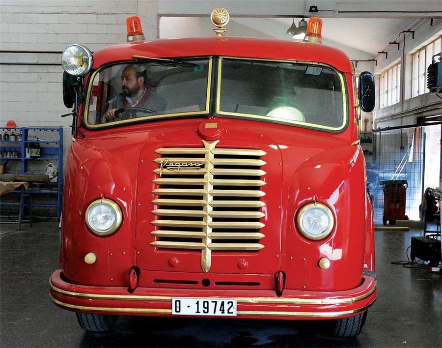 El Pegaso “Mofletes” de Avilés, restaurado | Autocasión