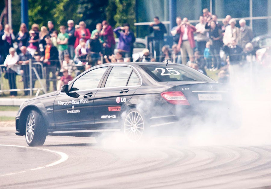 Mauro Calo realiza el derrape más largo