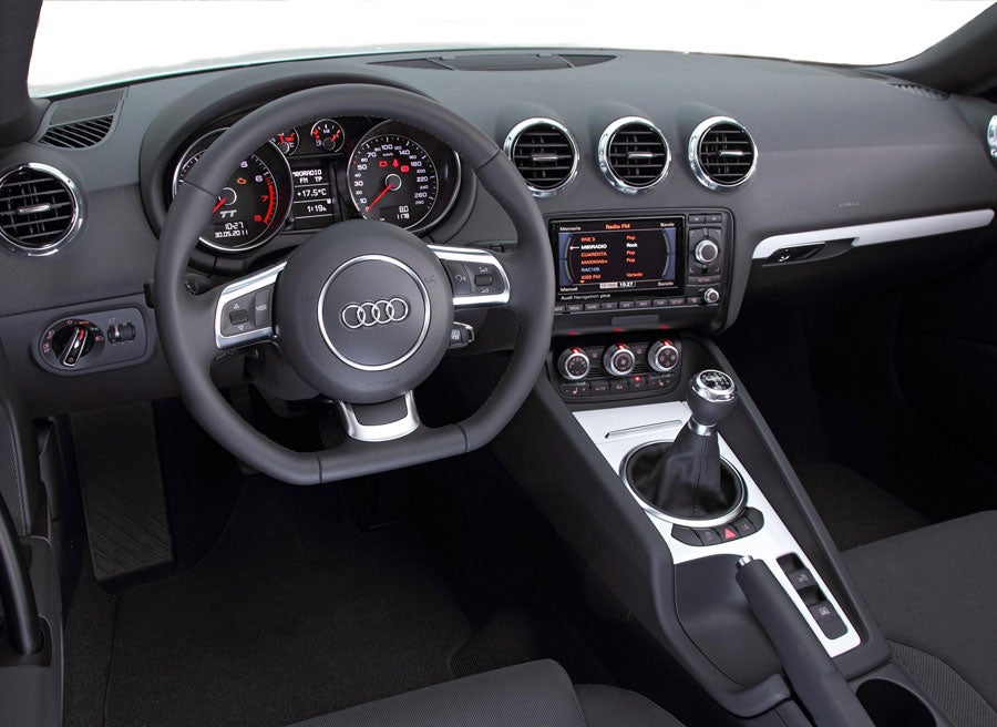 Audi TT S Line Edition para roadster y coupé