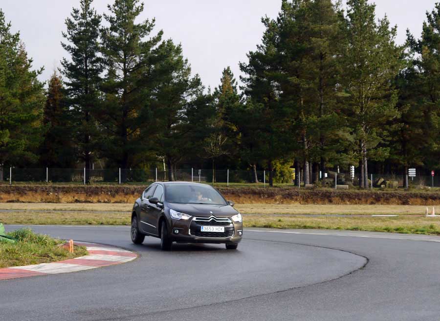 Citroën DS4 Sport HDi 160 CV: al volante