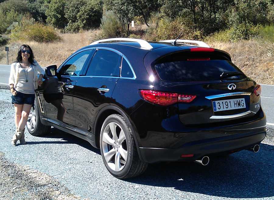 Infiniti FX: al volante