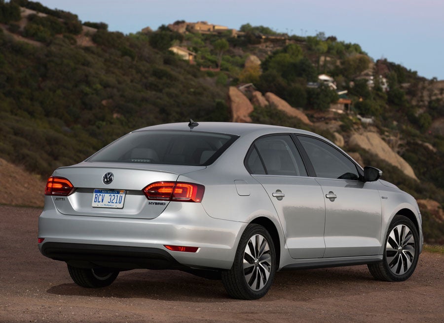 Nuevos VW Beetle Cabrio y VW Jetta híbrido, en Los Ángeles