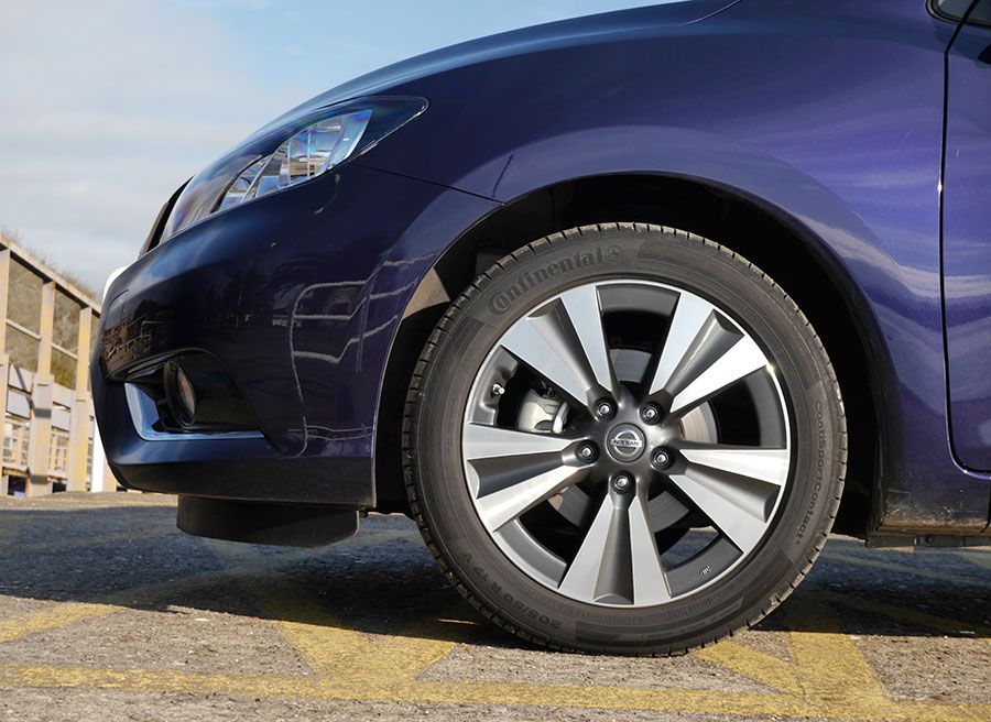 Prueba del Nissan Pulsar dCi 110 CV Tekna 2014