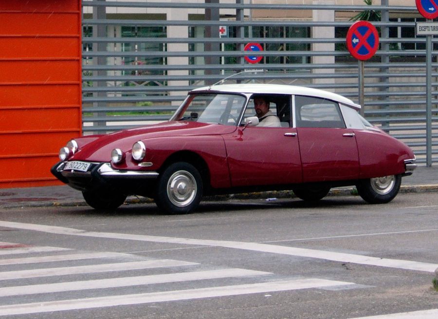 Curiosidades del Citroën DS, "el tiburón francés"