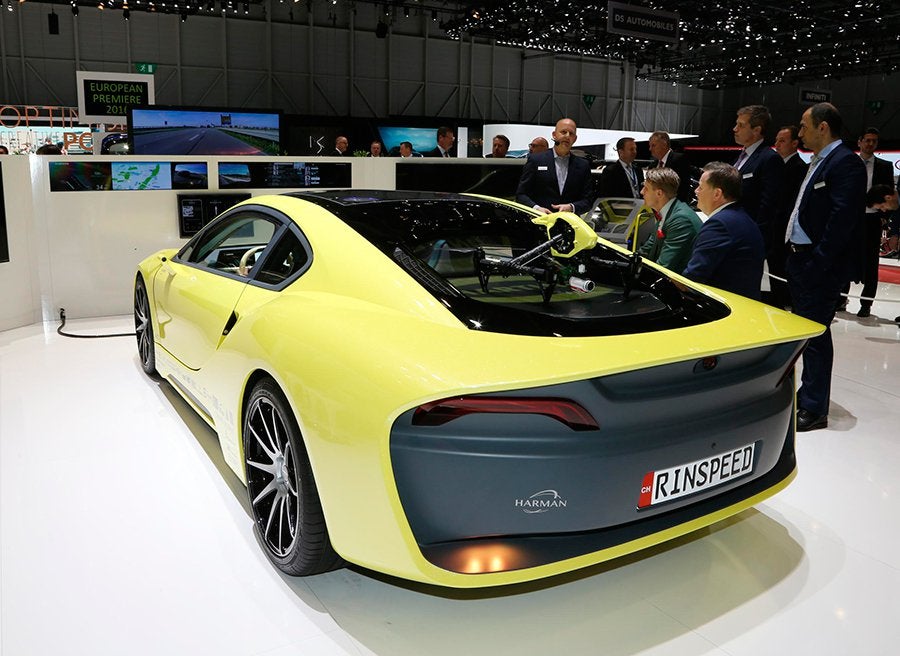 El Rinspeed Etos sobrevuela Ginebra 2016