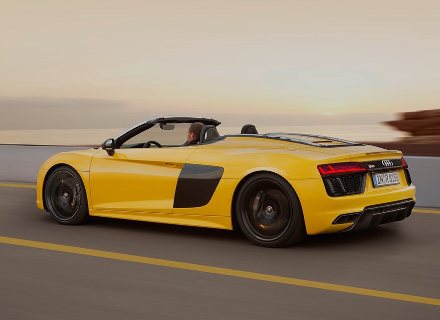 Audi R8 Spyder V10: pura pasión descapotable en Nueva York