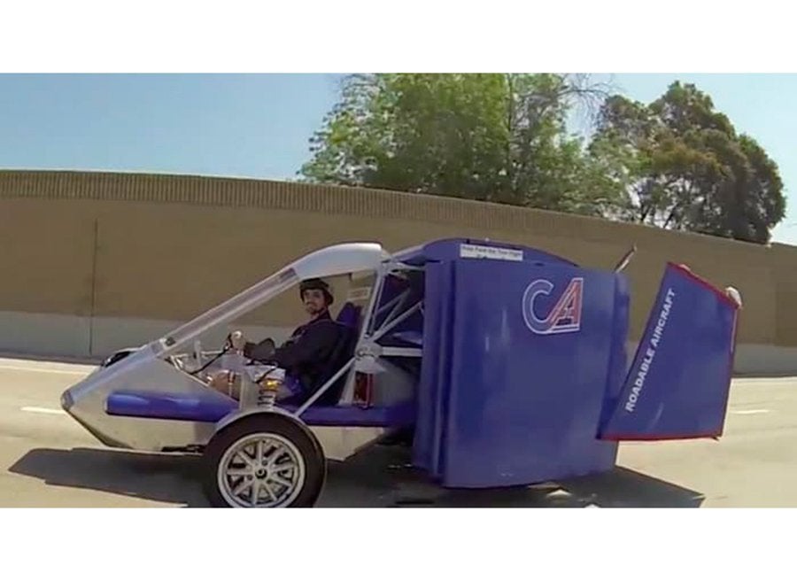 Los coches voladores de Dezso Molnar