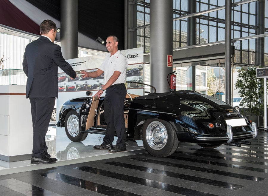 Inaugurado el primer Porsche Classic Partner de España