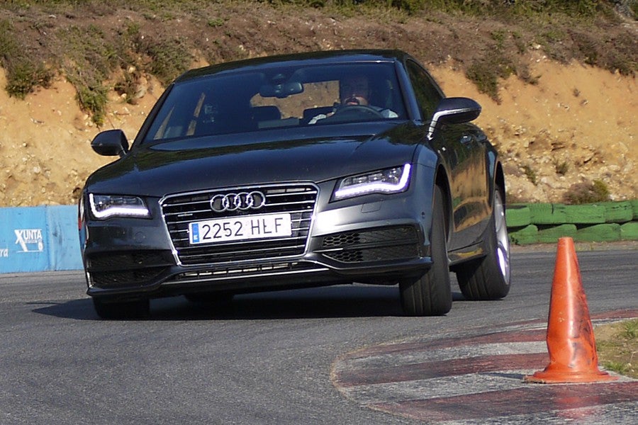 ¿Es más seguro un SUV que un coche normal? | Autocasión