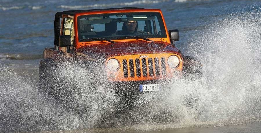 5 coches con los que sólo querrás ir a al playa | Autocasión