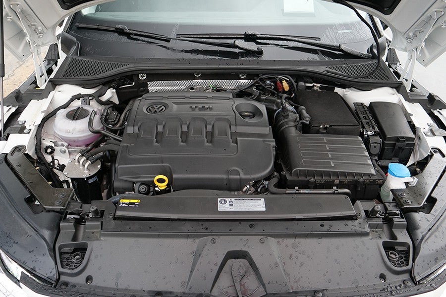 Prueba del Volkswagen Arteon 2.0 TDi DSG 2017 | Autocasión