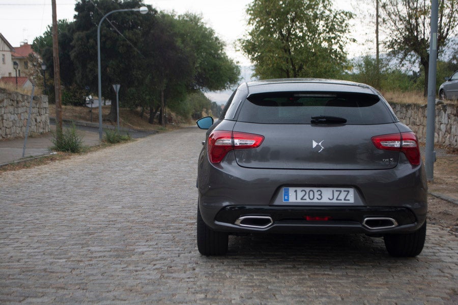 Prueba DS5 Prestige, diseño en un mundo muy grande | Autocasión