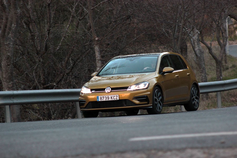 Prueba del Volkswagen Golf 1.5 TSI 150 CV: ¿para qué un GTI? | Autocasión