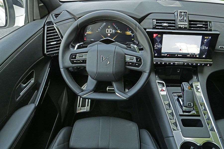 Prueba del DS7 HDi 180 CV Opera 2018 | Autocasión