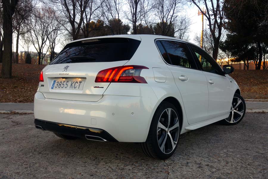 Prueba del Peugeot 308 1.2 PureTech 130 CV automático | Autocasión