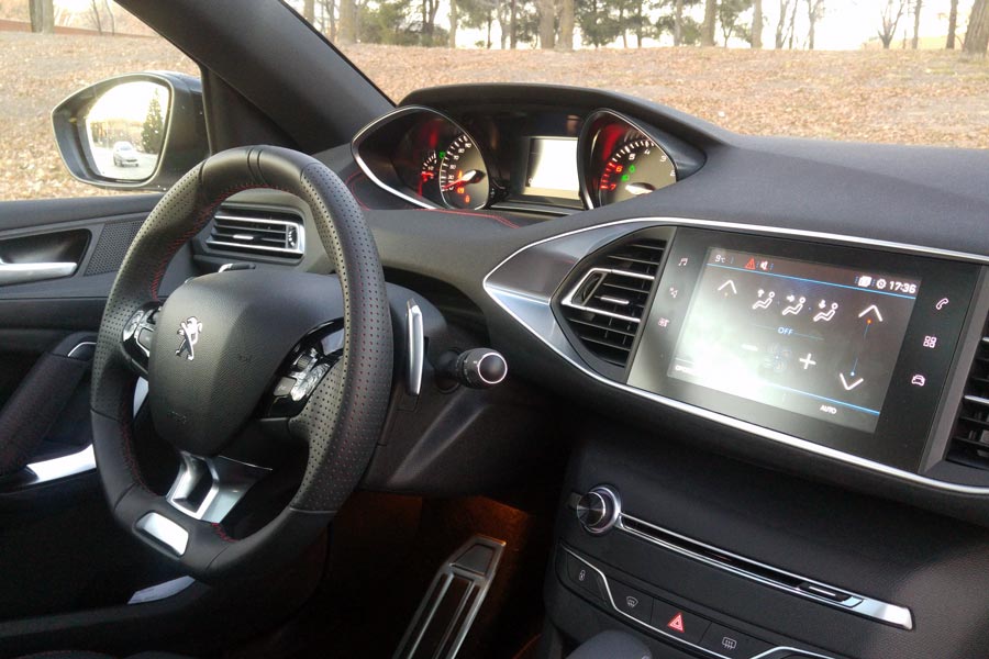 Prueba del Peugeot 308 1.2 PureTech 130 CV automático | Autocasión