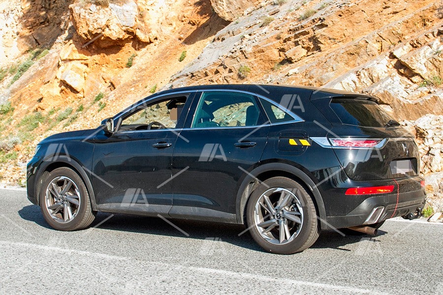 Fotos espía del nuevo DS7 Crossback híbrido 2019 | Autocasión