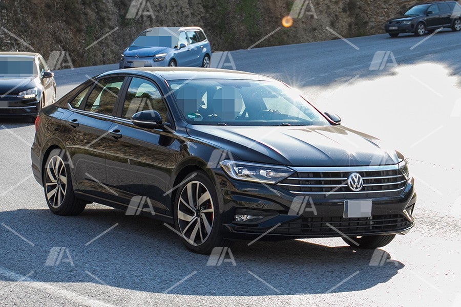 Fotos espía del VW Jetta GLi para EE.UU. | Autocasión