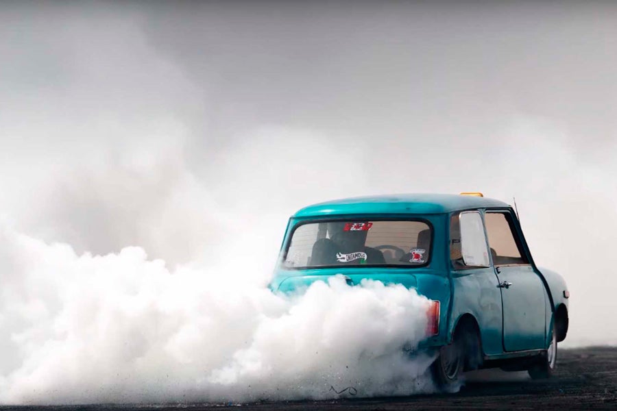 Este Mini clásico de 600 CV es el no va más de los 'swaps' | Autocasión