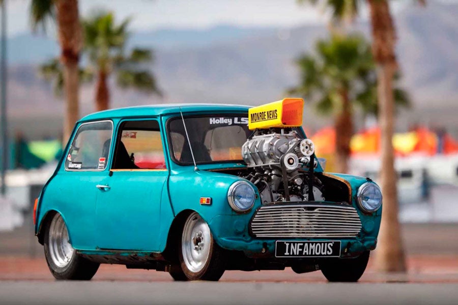 Este Mini clásico de 600 CV es el no va más de los 'swaps' | Autocasión