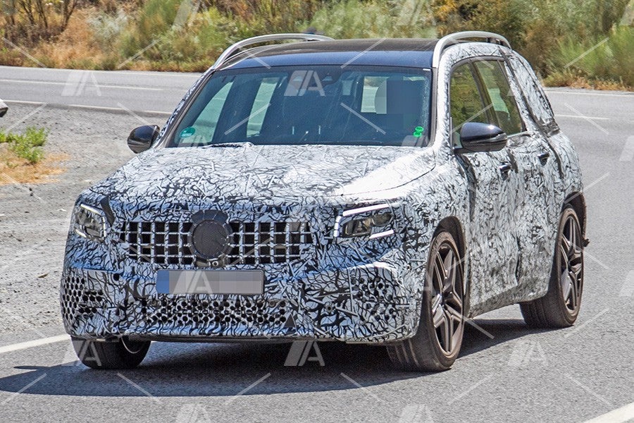 Fotos espía del nuevo Mercedes GLB 45 AMG 4Matic 2020 | Autocasión