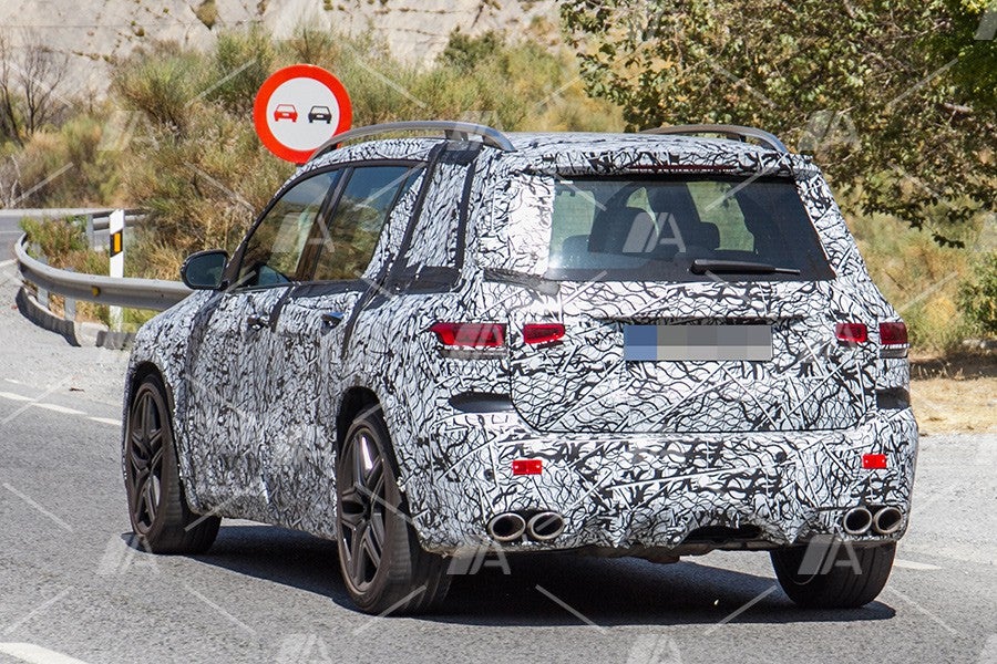 Fotos espía del nuevo Mercedes GLB 45 AMG 4Matic 2020 | Autocasión