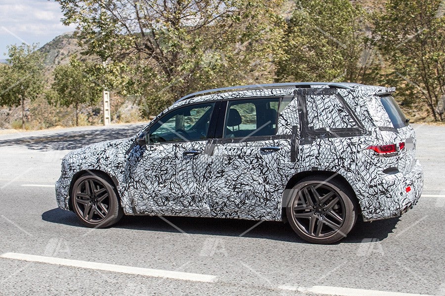 Fotos espía del nuevo Mercedes GLB 45 AMG 4Matic 2020 | Autocasión