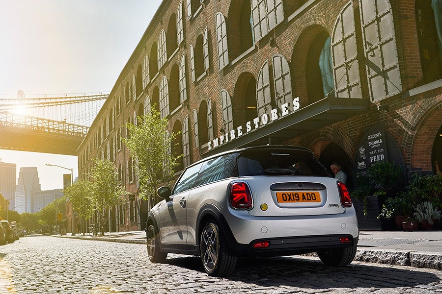 El Mini Cooper SE eléctrico es protagonista en Frankfurt 2019 | Autocasión