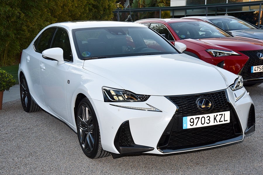 30 años de Lexus: la marca que revolucionó el lujo | Autocasión