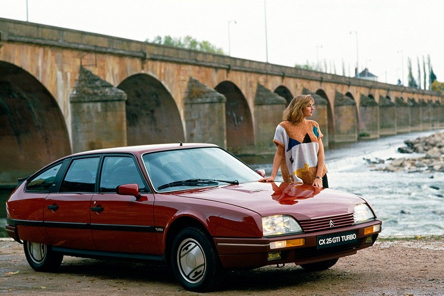 10 coches míticos de los 80: prestaciones hasta en berlinas | Autocasión