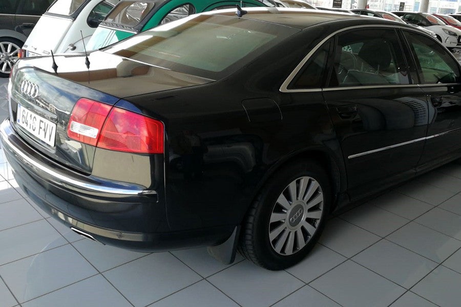 El Audi A8 blindado de Ángela Merkel está a la venta en Galicia ...