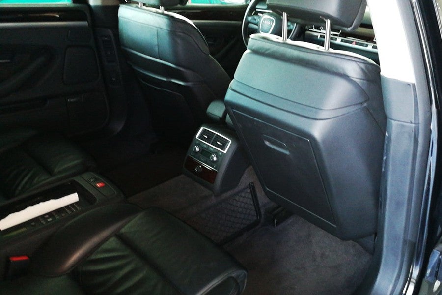 El Audi A8 blindado de Ángela Merkel está a la venta en Galicia ...