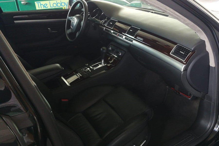 El Audi A8 blindado de Ángela Merkel está a la venta en Galicia ...
