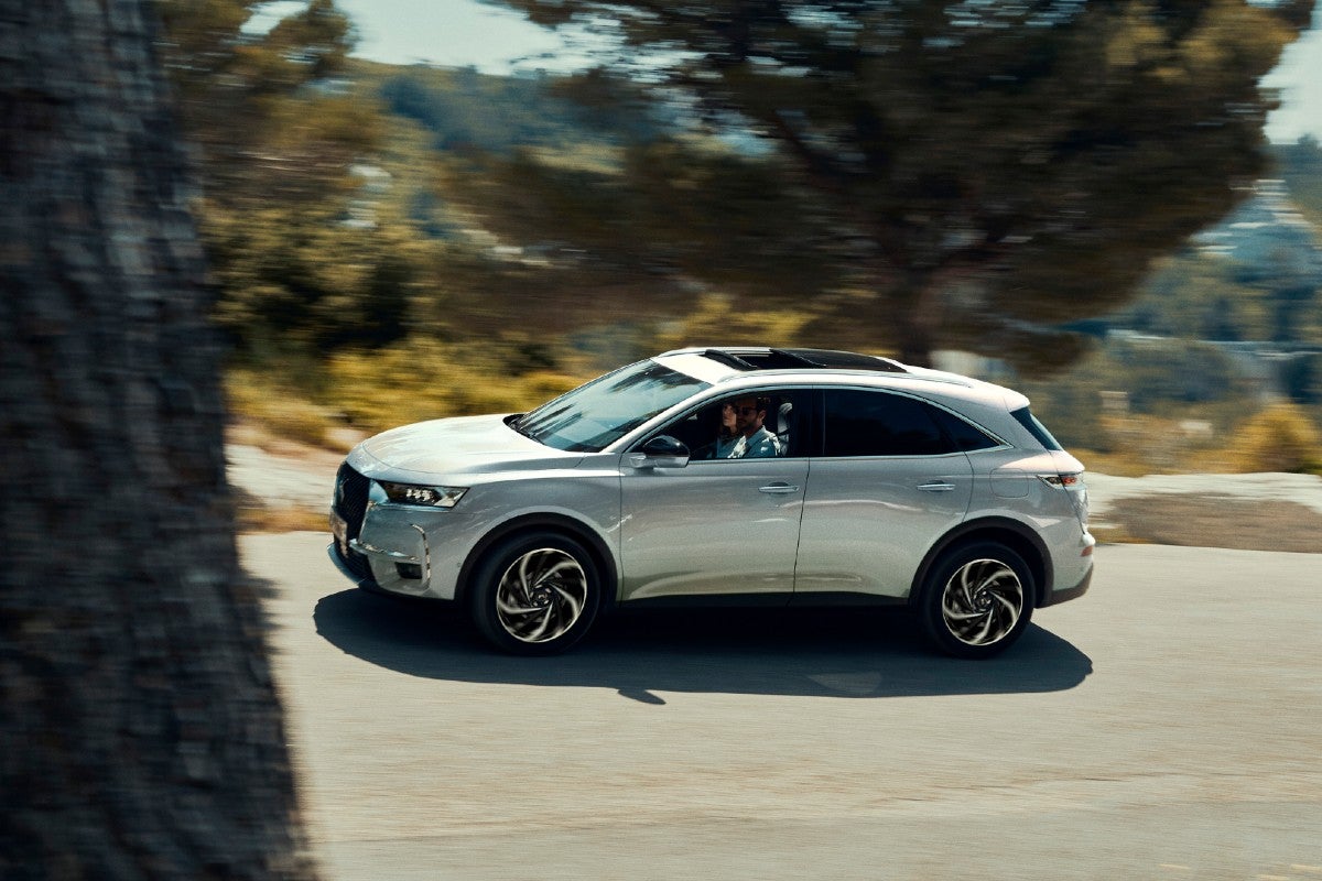 DS7 Crossback E-Tense 225: así es la versión de acceso a la gama PHEV | Autocasión
