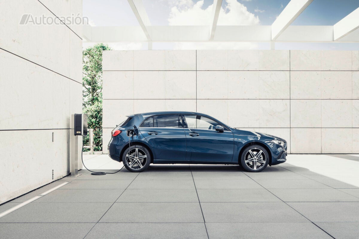 EQ Power: así son los híbridos enchufables de Mercedes | Autocasión