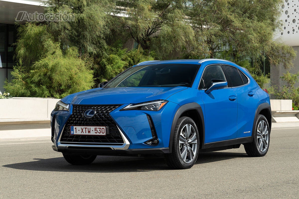 Primera prueba del Lexus UX 300e eléctrico: la mejor garantía | Autocasión