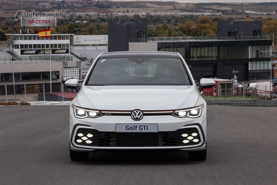 Primera prueba del Volkswagen Golf GTI 2020: leyenda viva | Autocasión