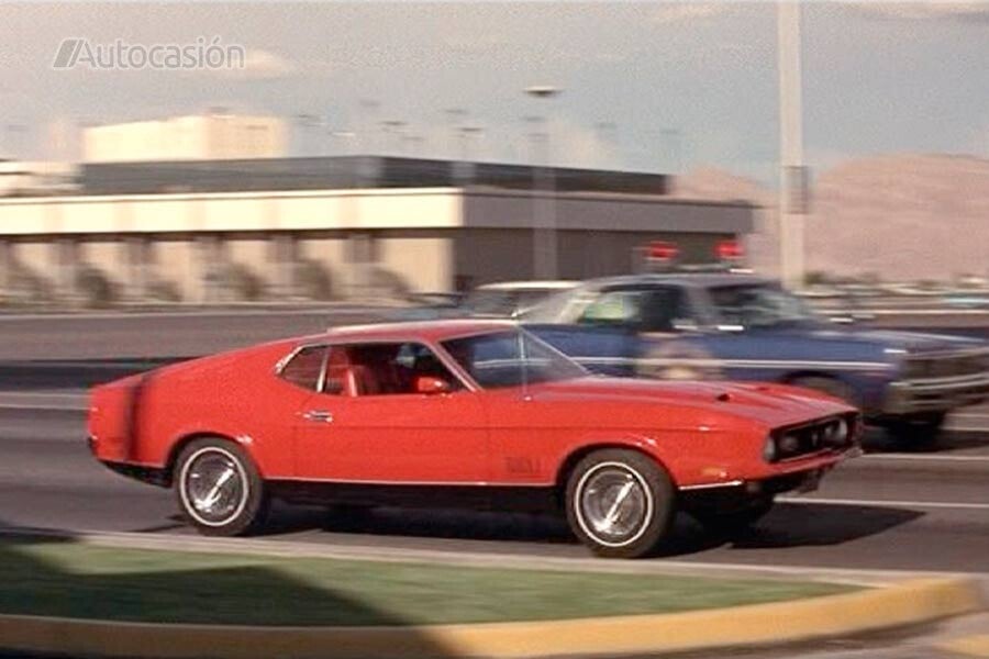 Los coches del James Bond de Sean Connery | Autocasión