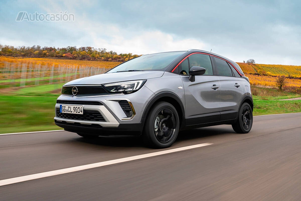 Comprobamos en qué ha mejorado el nuevo Opel Crossland 2021 | Autocasión
