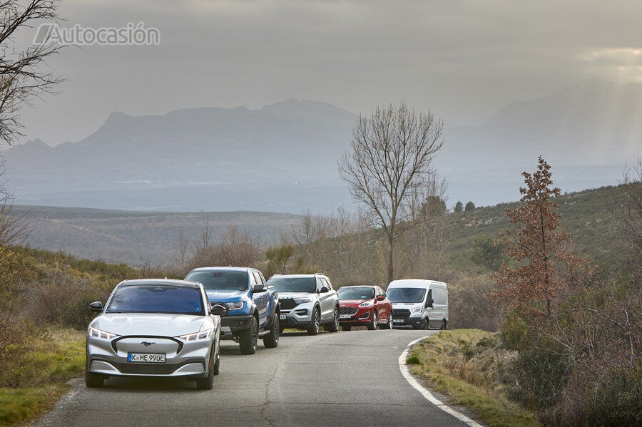 Probamos la gama Ford AWD: alternativas para todos | Autocasión