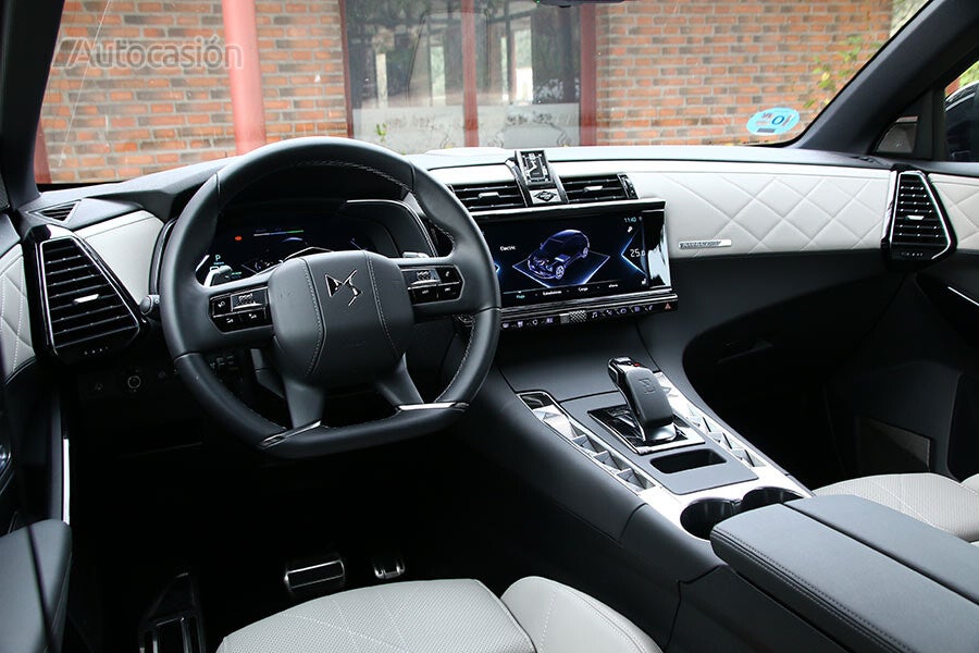 VÍDEO| Prueba del DS7 Crossback E-Tense 225 CV | Autocasión