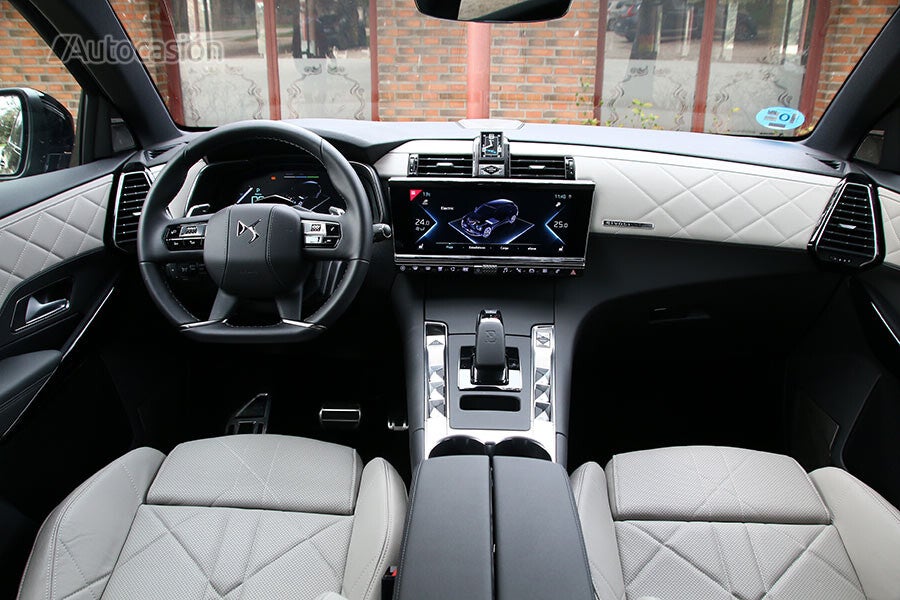 VÍDEO| Prueba del DS7 Crossback E-Tense 225 CV | Autocasión