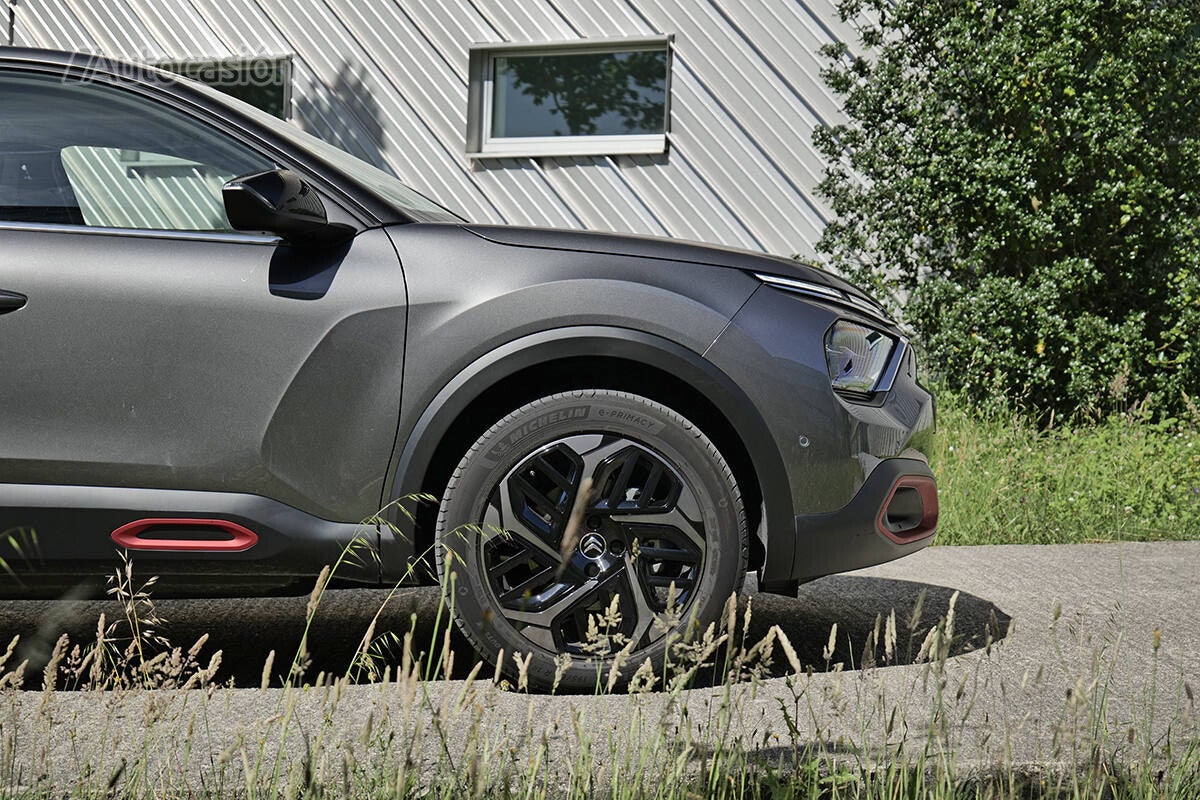 VÍDEO| Prueba del Citroën C4 PureTech 155 CV gasolina 2021: ¿mejor que ...