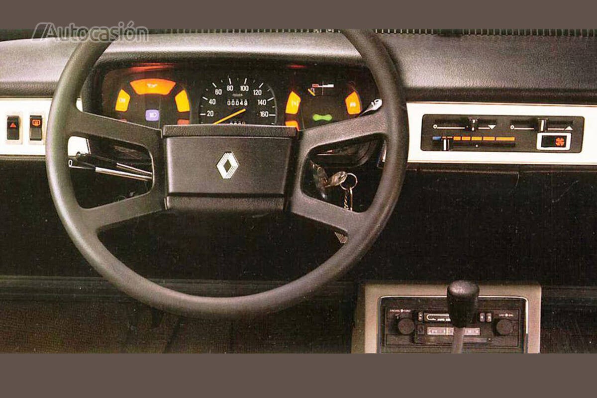 Coche mítico: Renault 12, hijo del 68 | Autocasión