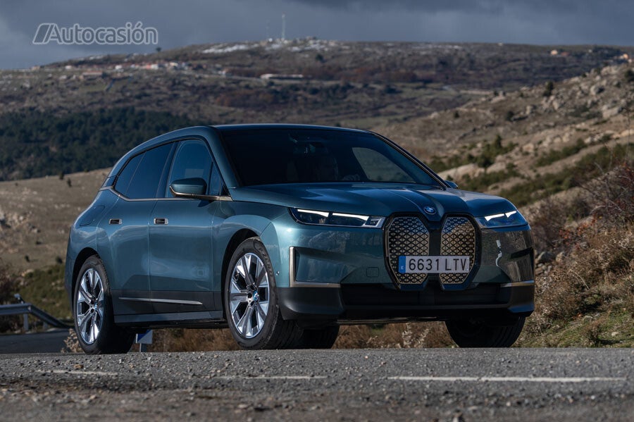 Primera prueba del BMW iX 2022: la dimensión paralela | Autocasión
