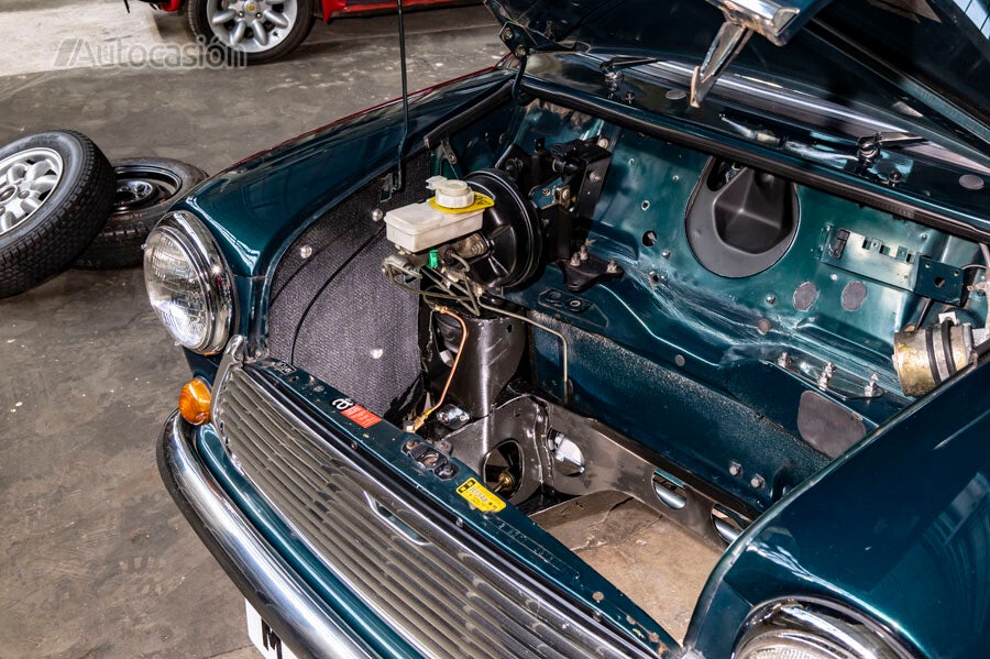 MINI convierte el Mini classic en eléctrico | Autocasión