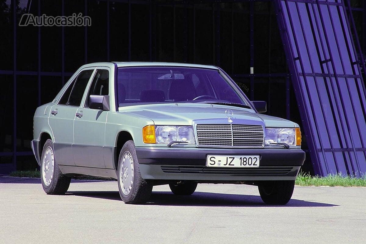 Coches míticos: Mercedes 190, el baby Benz se hace mayor | Autocasión