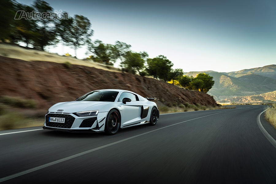 Nuevo Audi R8 V10 GT RWD: 333 unidades para despedir al V10 | Autocasión