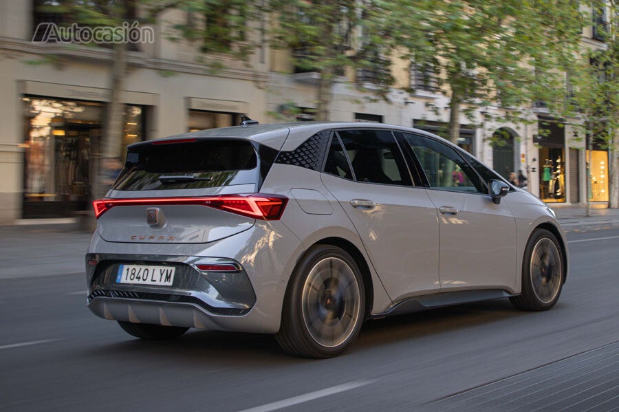 Primera prueba del Cupra Born e-Boost: GTI eléctrico | Autocasión