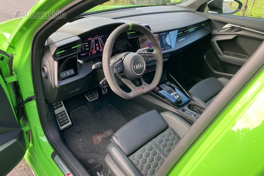 VÍDEO| Prueba del nuevo Audi RS3: especie en extinción | Autocasión